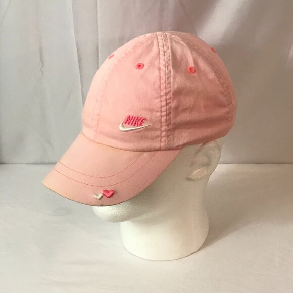 Nike | Accessories | Nike Hearts Bill Soothing Pink Under Bill Floral ...